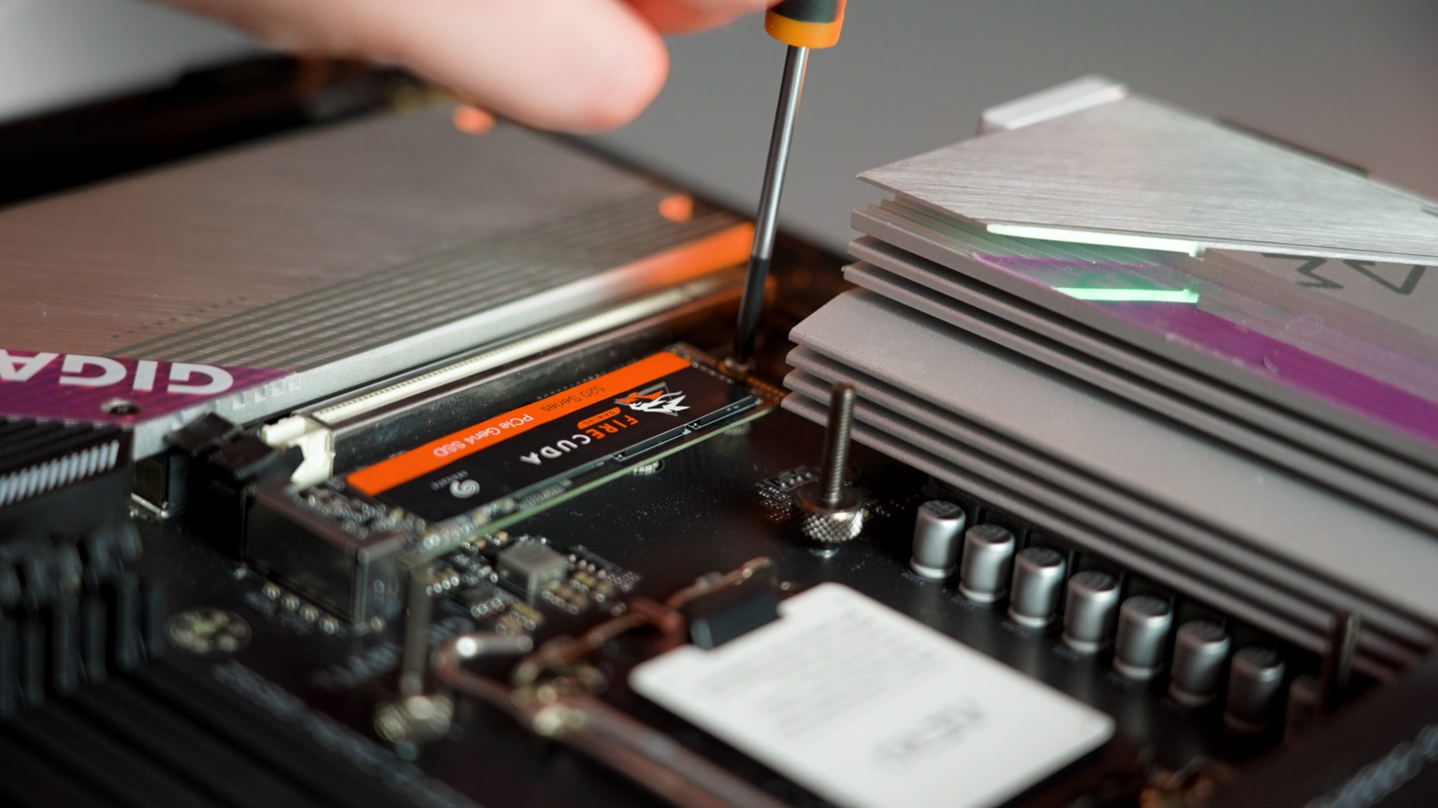 How to Install your Storage Drives! | Thermaltake Blog